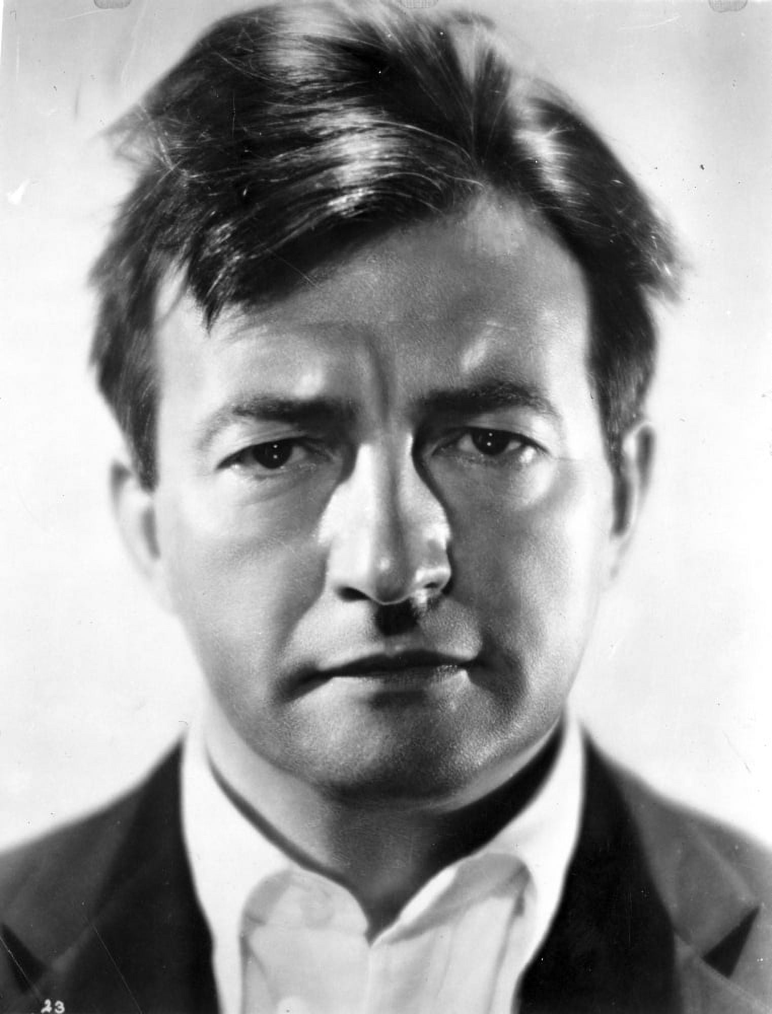 Claude Rains Close Up Portrait Photo Print (8 x 10) - Walmart.com