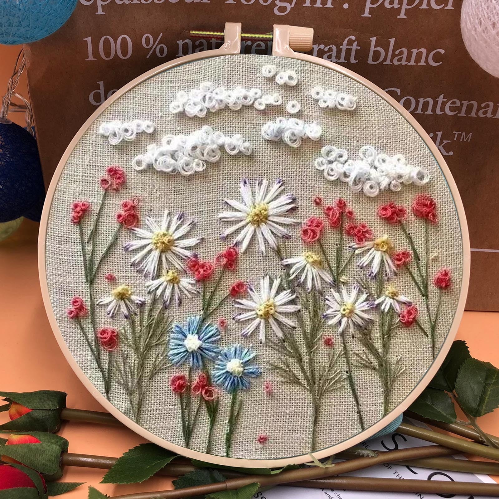 Blueek Beginner's Embroidery Flower Kit, Easy DIY Hand Embroidery Kit ...