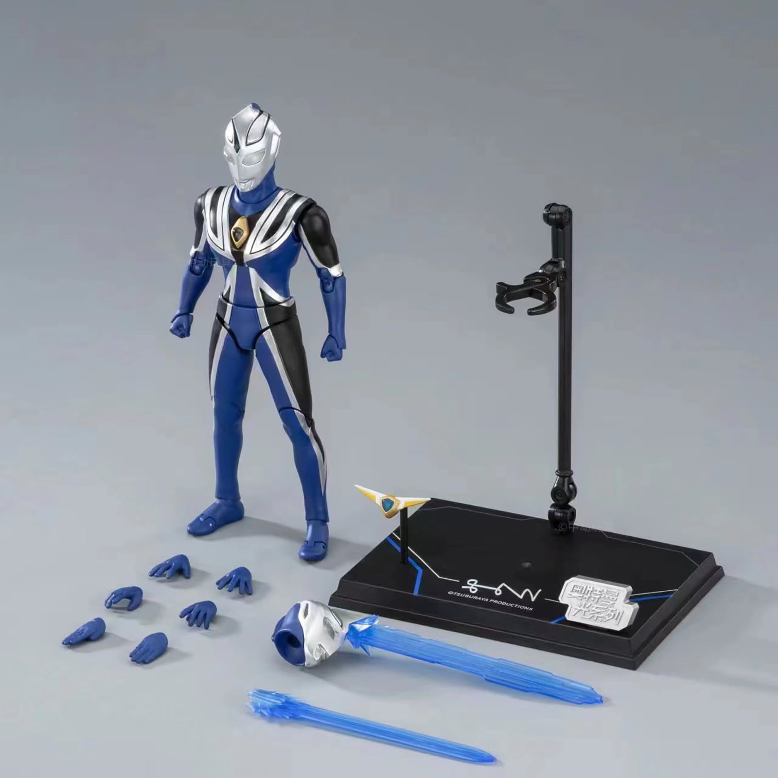 Clearance! 1/10 Scale Ultraman Tiga Articulated Collectible Figure with ...