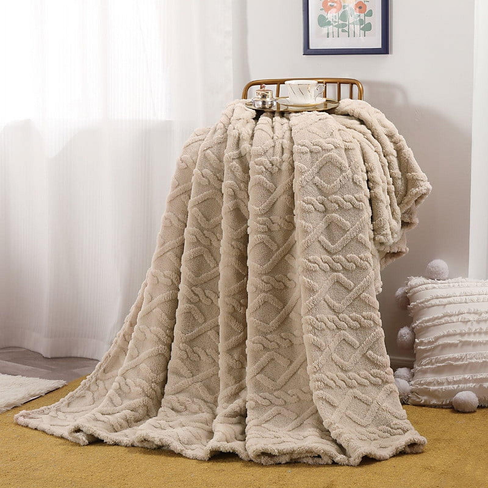 Boovnll Throw Blanket 28x39" Super Soft Warm Flannel Solid Color ...