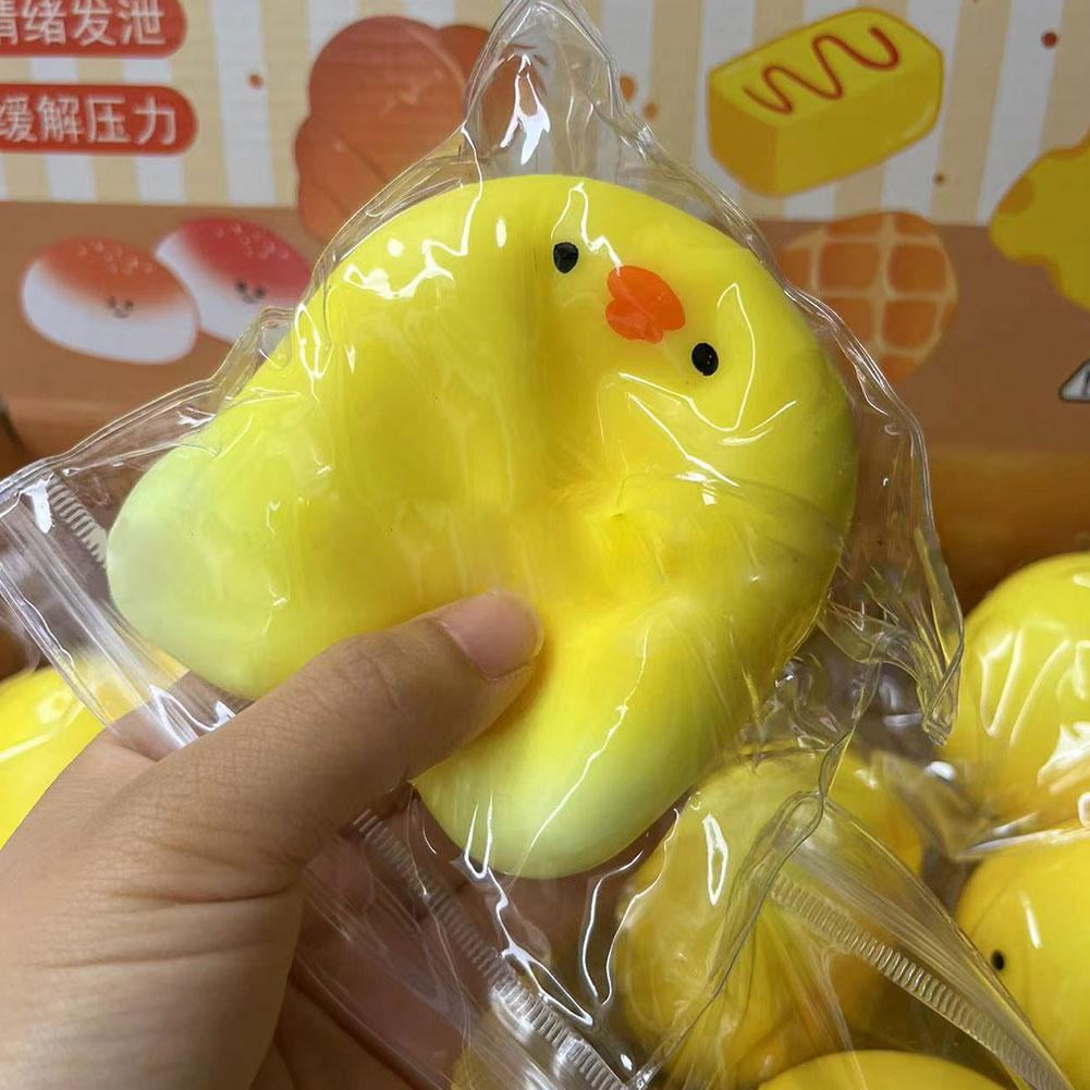 Clearance Now! Squze Toy Fluid Pig Bag Chi Pinch 6.5CM Diameter New S9 ...