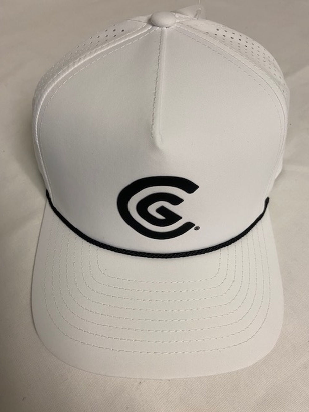 Cleveland Statement Collection Stinger Hat (White, Adjustable) Snapback ...