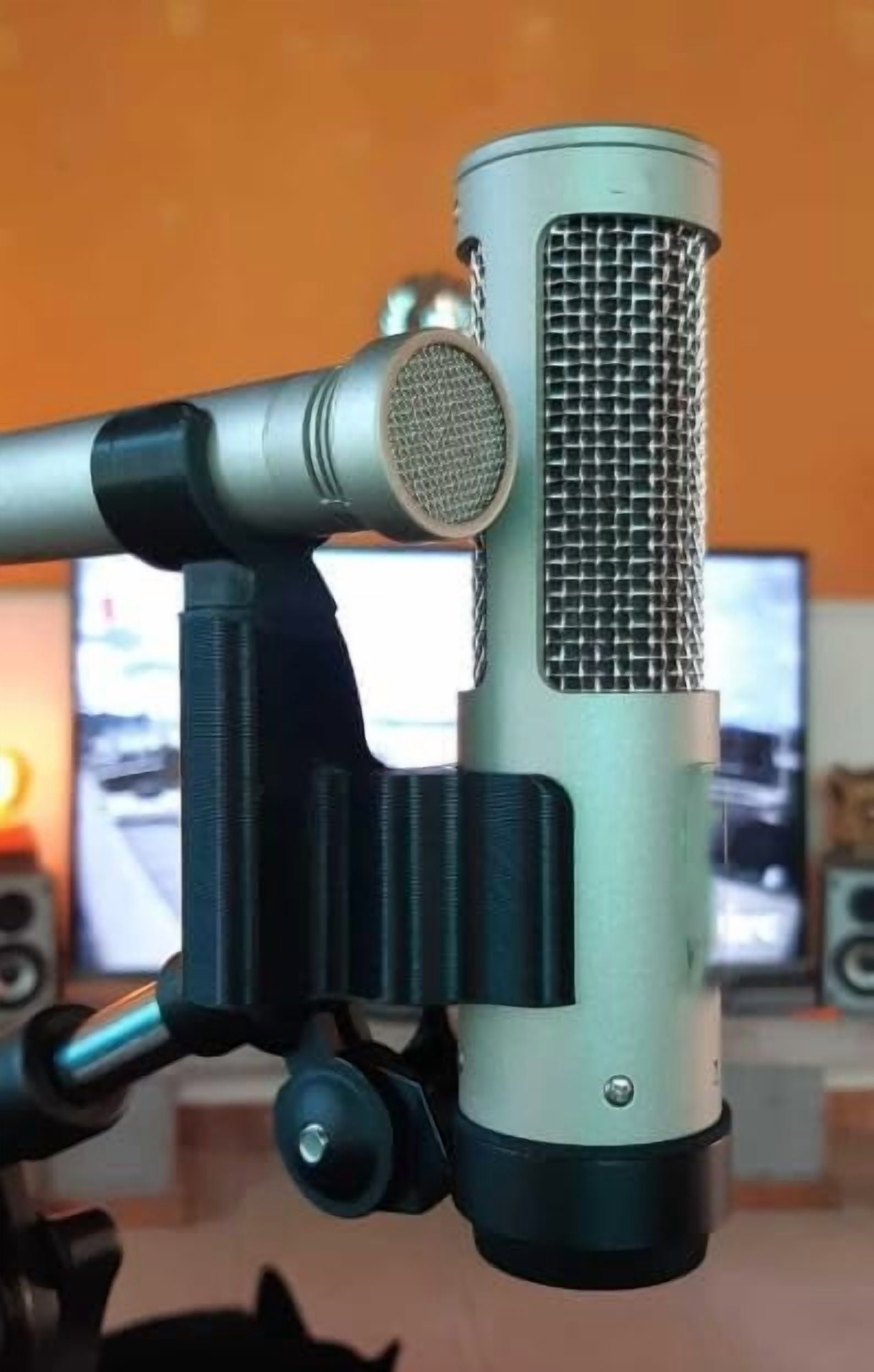 Clip Mount | Microphone Holder | Compatible with Royer R10/Oktava MK ...