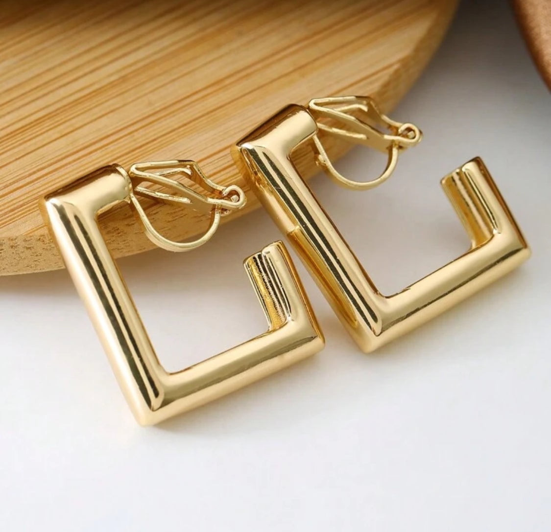 Clip on 1" shiny gold square open back earrings - Walmart.com