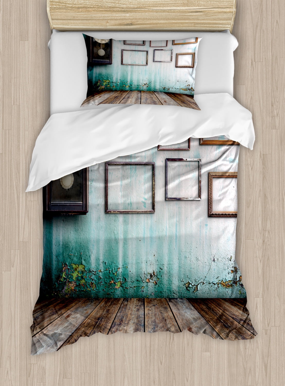 Clock Duvet Cover Set, Vintage Clock and Empty Picture Frames in Old ...