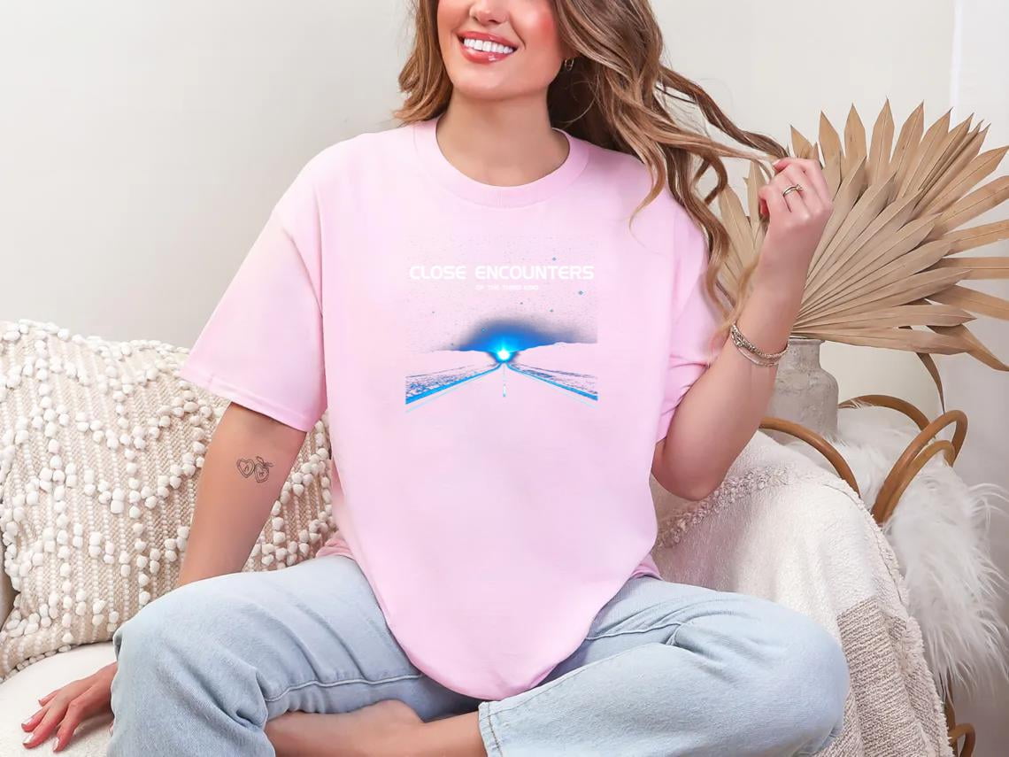 Close Encounters Of The Third Kind UFO Sci-Fi T-shirt, for men & women ...