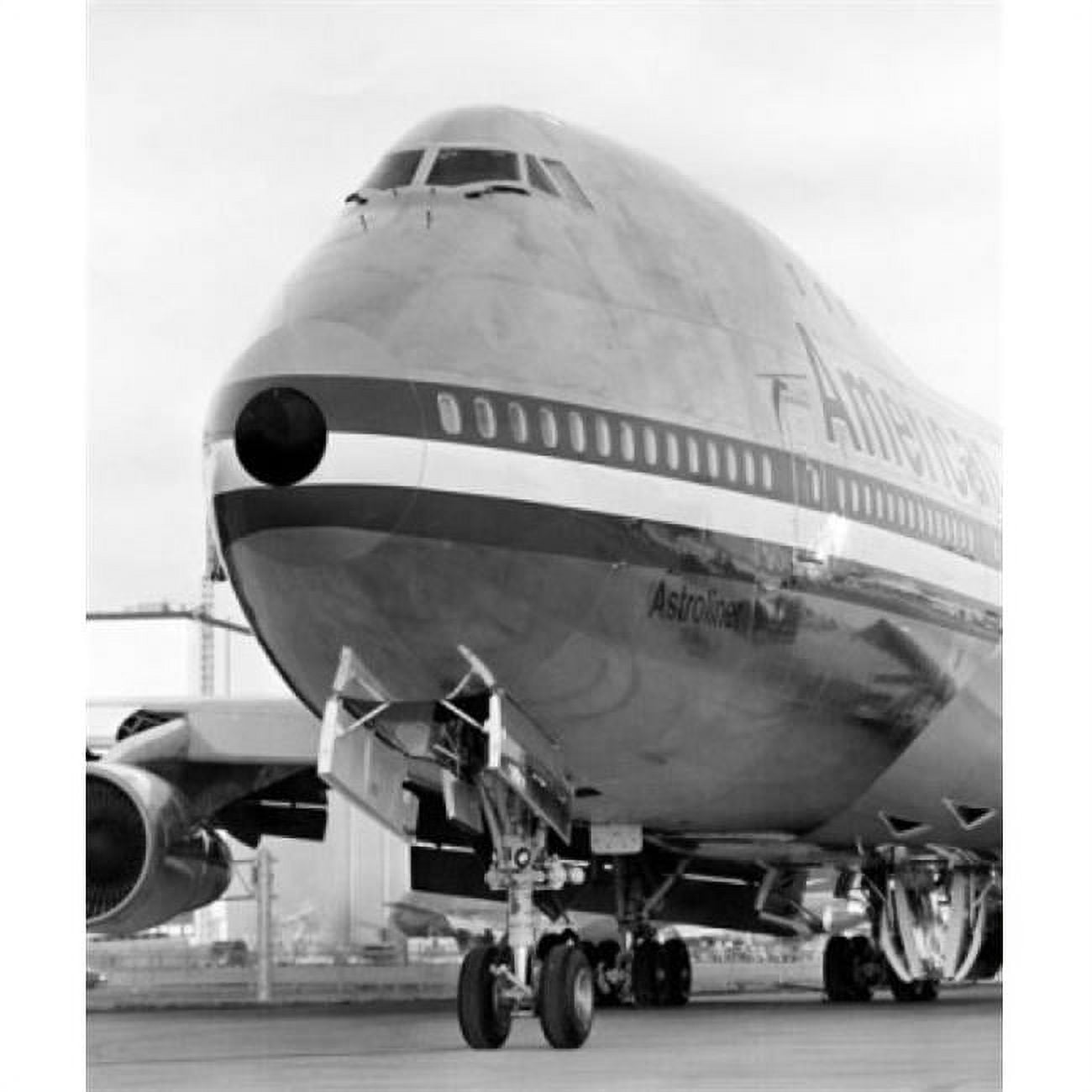 Close-Up of An Airplane At An Airport Boeing 747 Poster Print - 24 x 36 ...