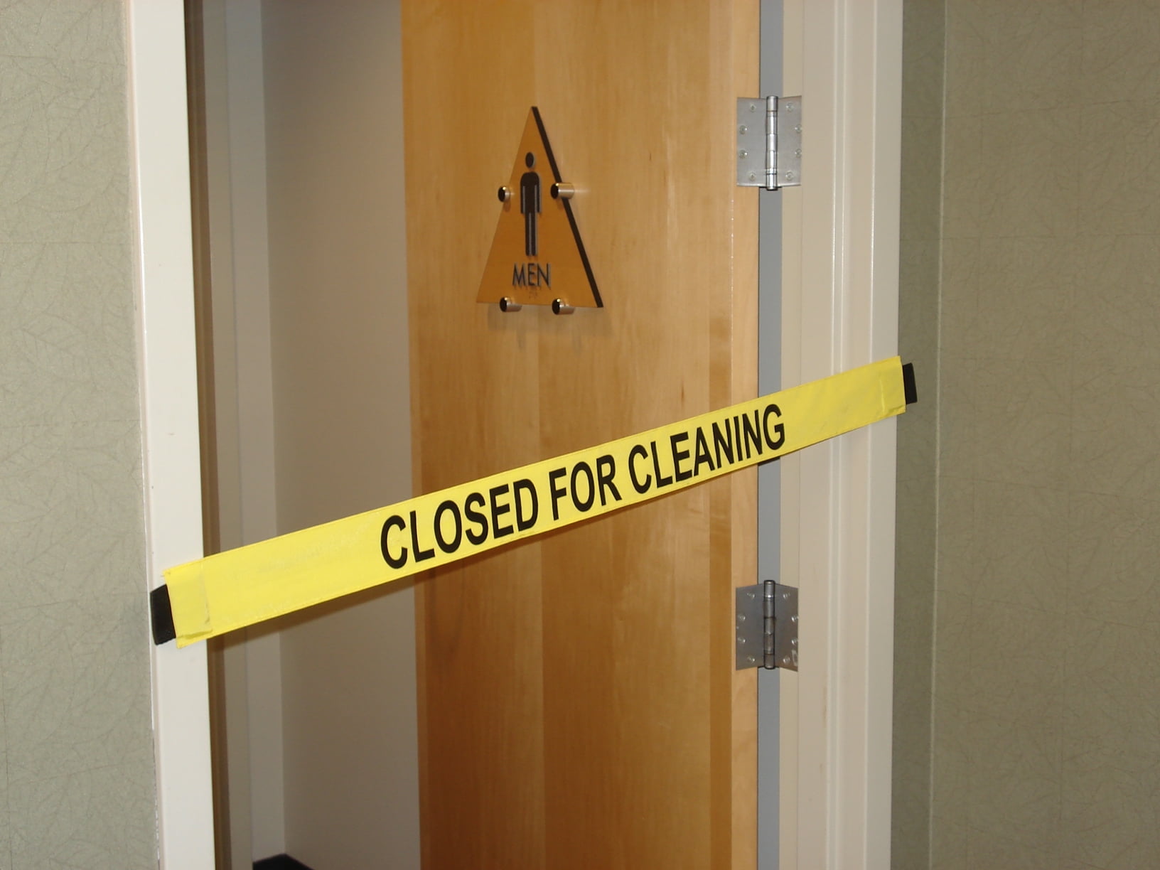 Closed for Cleaning Sign - Nylon Banner with Magnetic Ends - Walmart.com