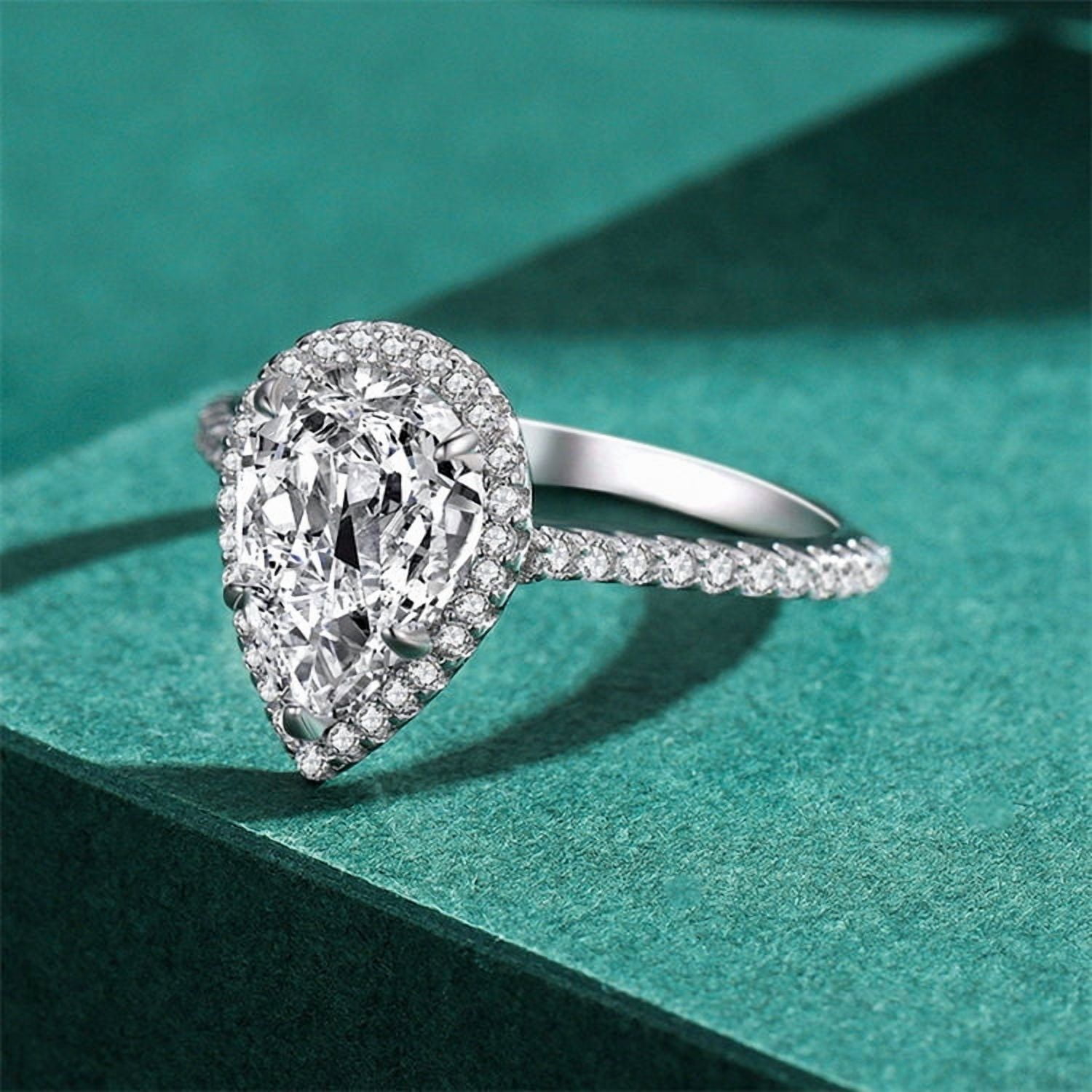 Cloud Jewel 2.1 Ct Pear Cut Diamond Engagement Ring - 14K White Gold ...