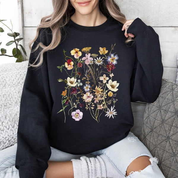 Clover Meadow Pressed Flower Sweatshirt BLACK - Walmart.com