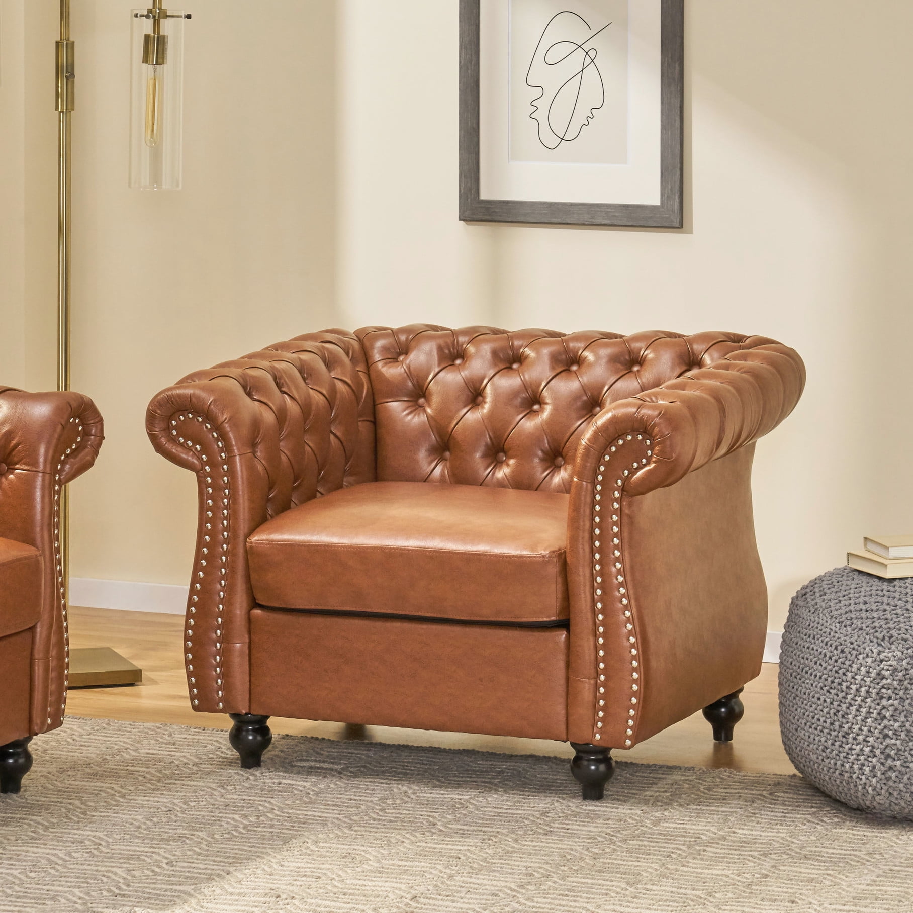 Club Chair | Traditional Chesterfield Design for Residential Use ...