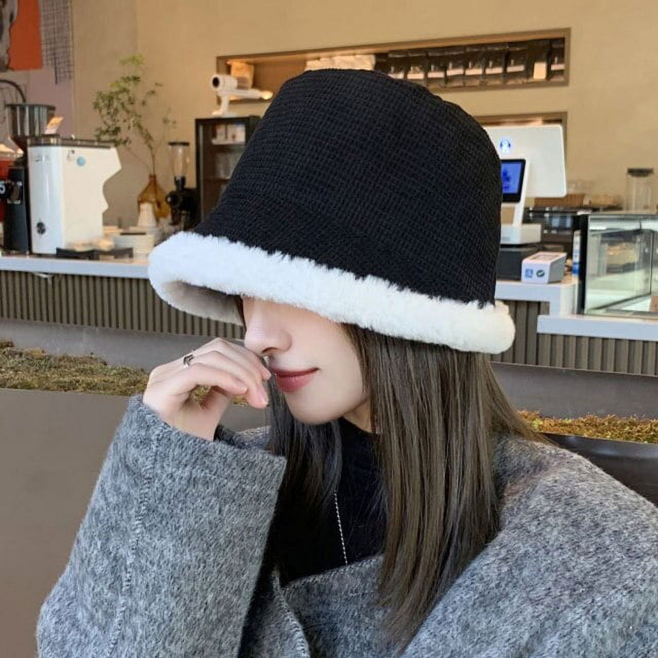 CoCopeanut Topi Ember Bulu Musim Dingin Fashion Baru untuk Wanita Topi ...