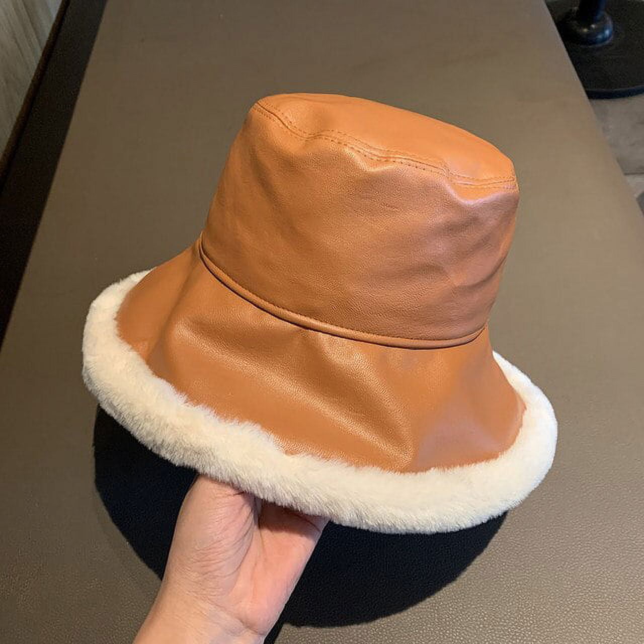 CoCopeanut Topi Ember Musim Gugur Musim Dingin 2021 Topi Panama Kulit ...