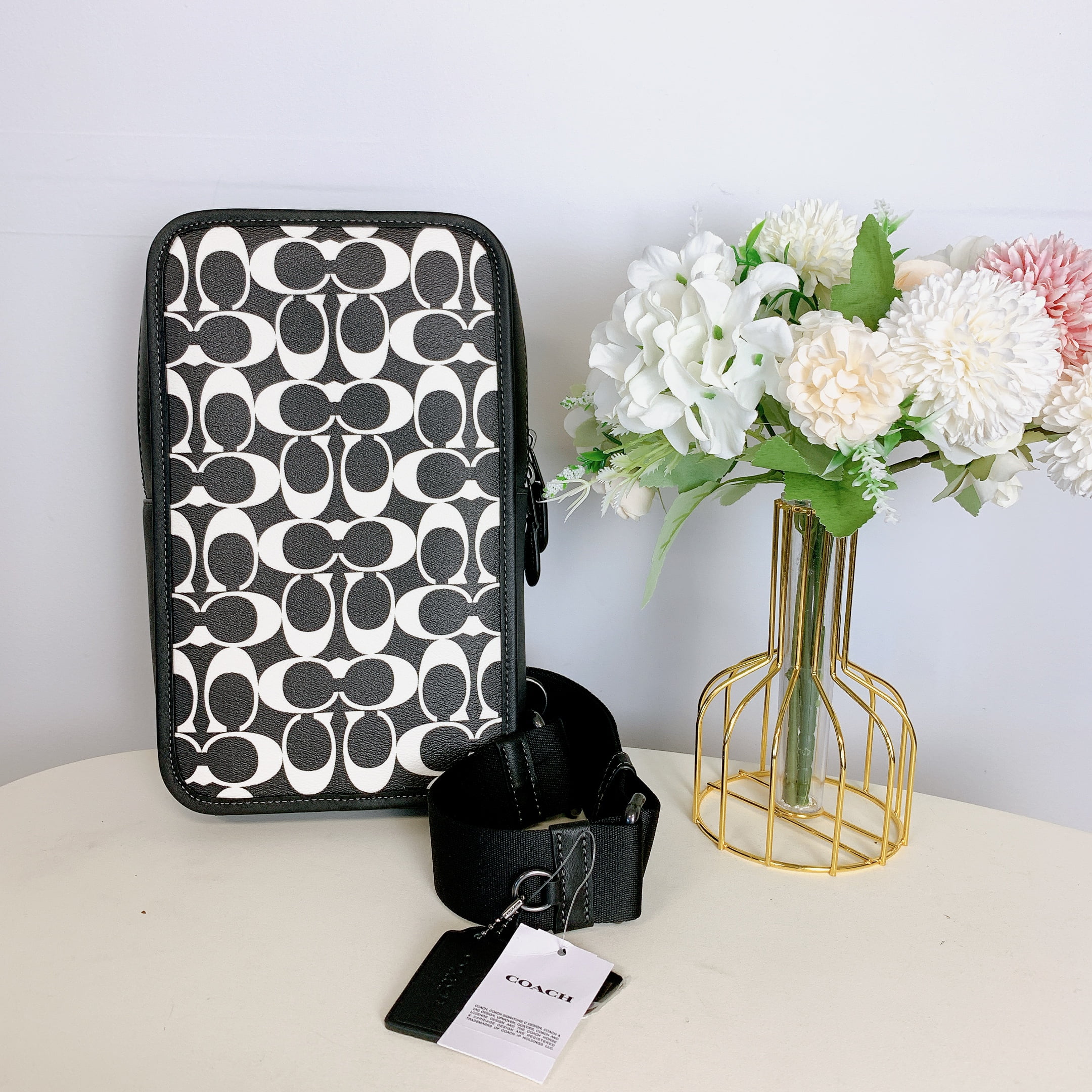 Coach Sullivan Pack In Signature Canvas - Gunmetal/Black/Chalk ...