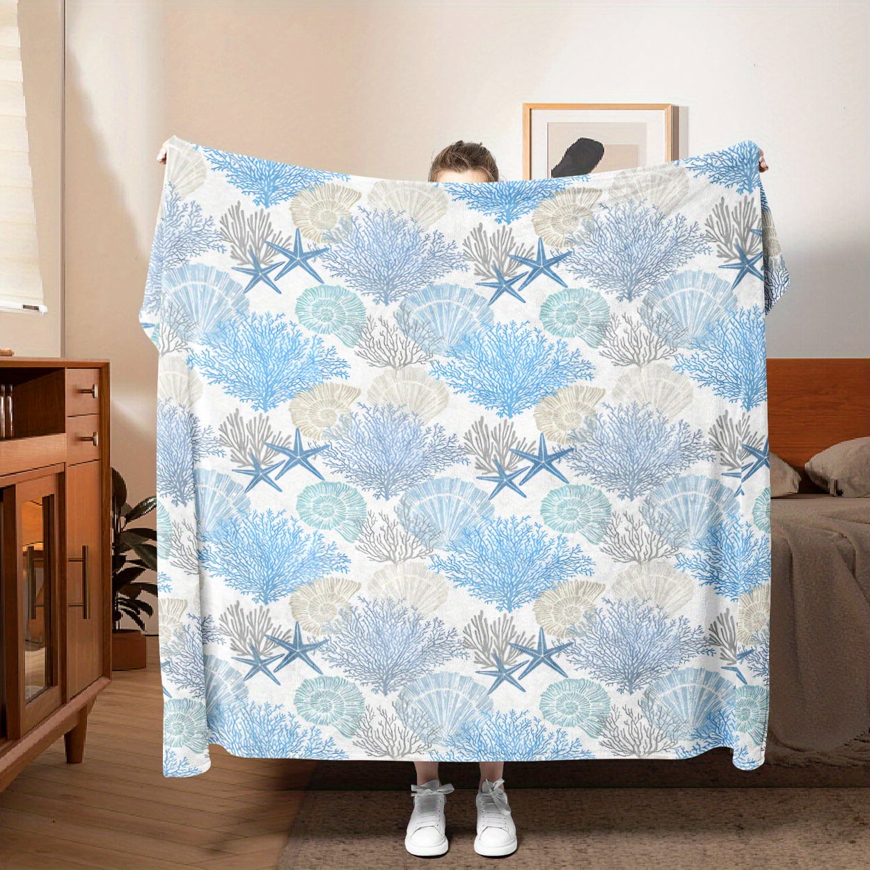 Coastal Shell Pattern Flannel Fleece Throw Blanket - Super Warm, Ultra ...
