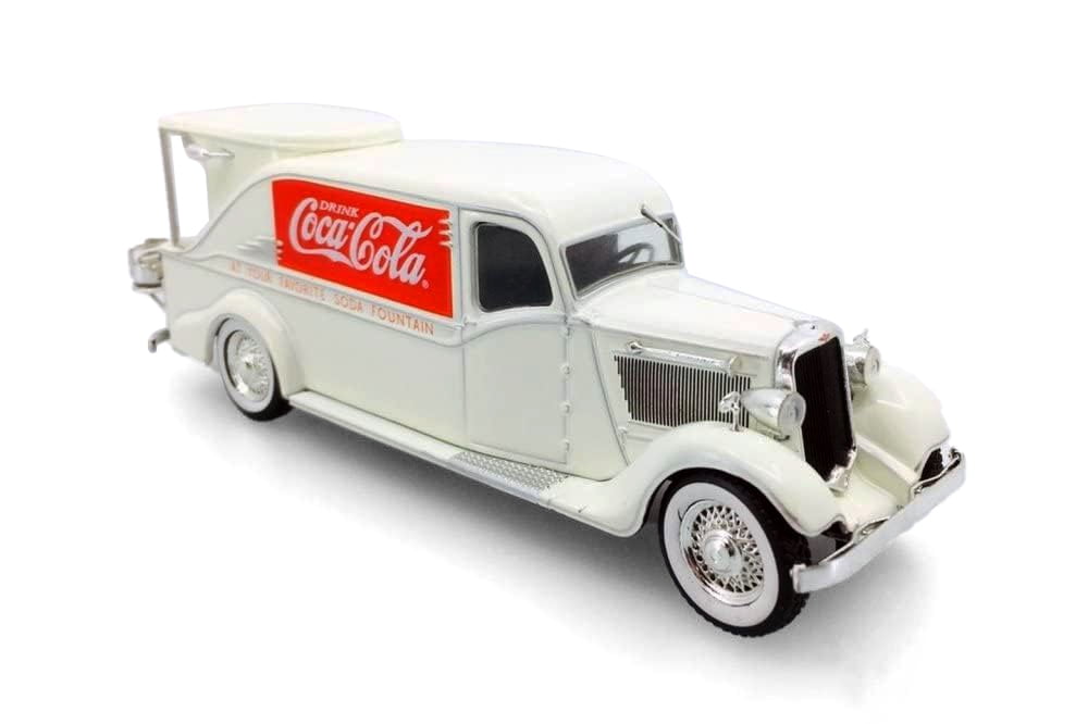Coca-Cola 1934 Dodge KH-32 Streamline Fountain Truck, White - Motor ...