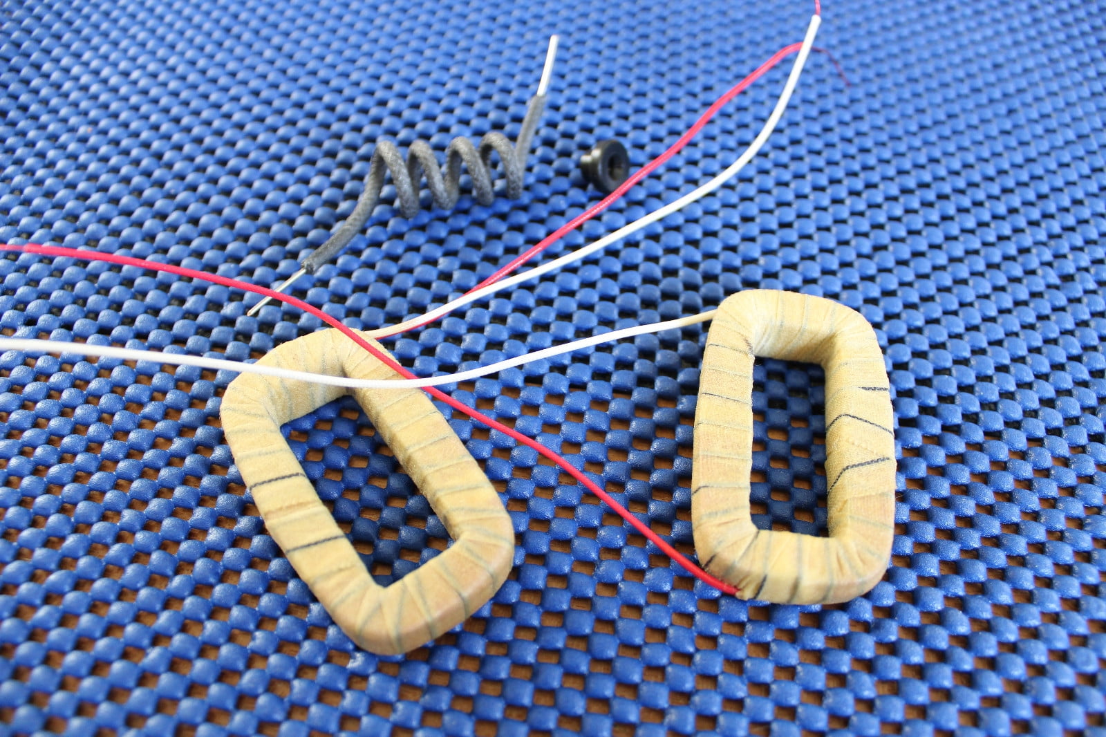 Coil Pair for Webster JZ Magneto New with Igniter Leadout Wire, Bushing ...