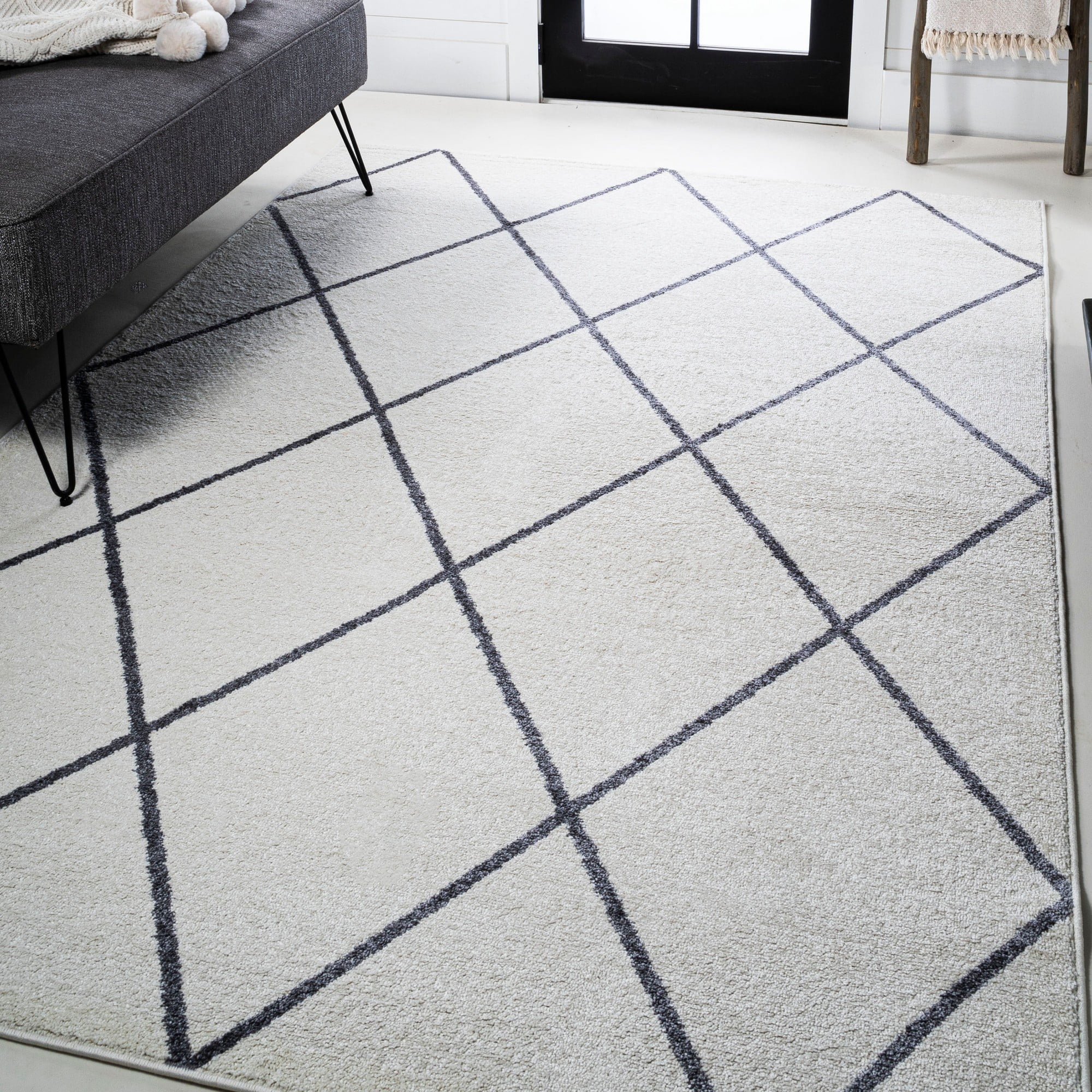 Cole Minimalist Diamond Trellis White/Gray 8 ft. x 10 ft. Area Rug ...