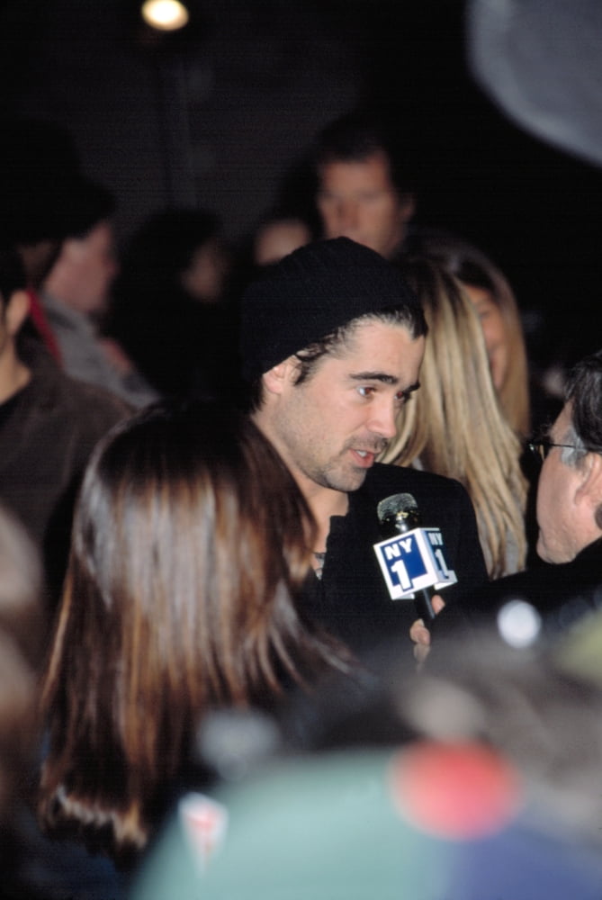 Colin Farrell Being Interviewed By Ny1 At Premiere Of Phone Booth, Ny ...