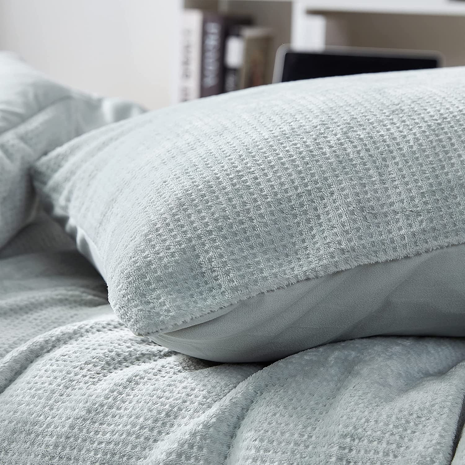 Coma Inducer Coma-holic - ® (with Butter) Pillow Sham (2 Pack ...