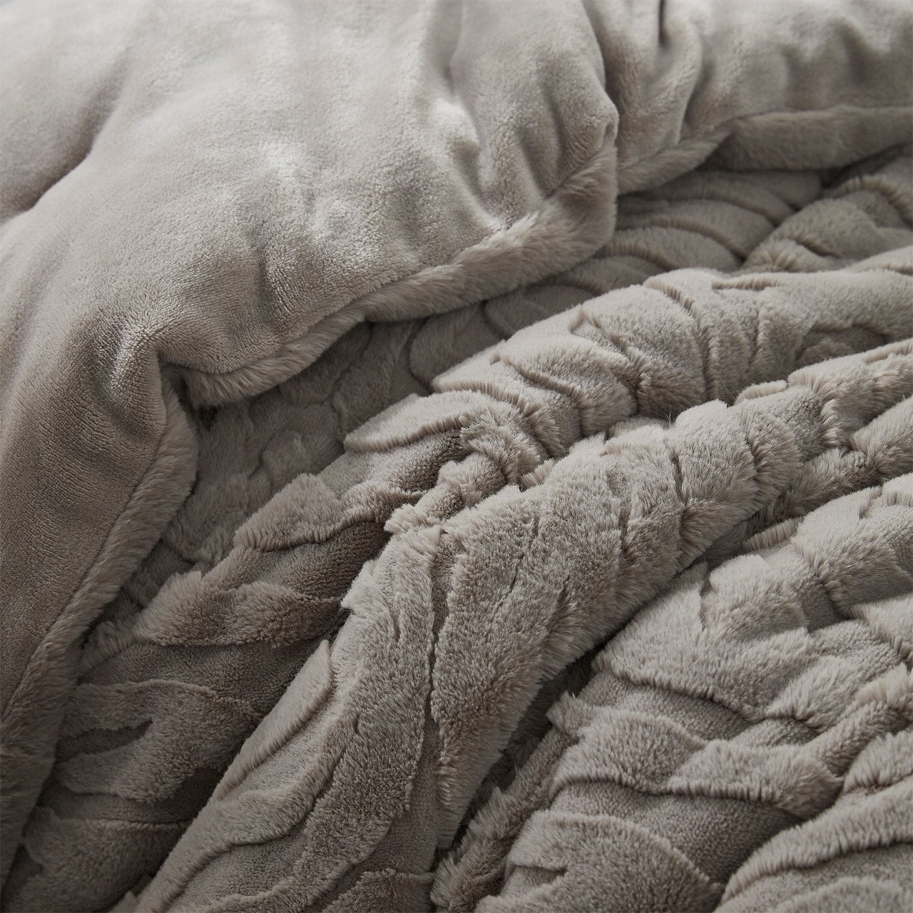 Coma Inducer Faded Zebra - ® Oversized Comforter Set - Pepper Taupe ...