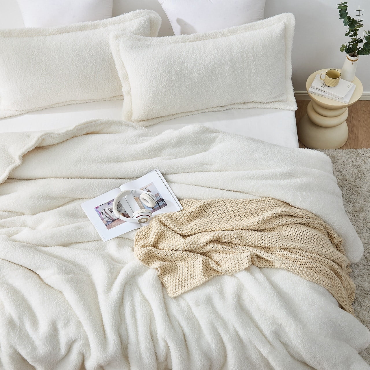 Coma Inducer Pumi - ® Oversized Comforter Set - White Queen - Walmart.com