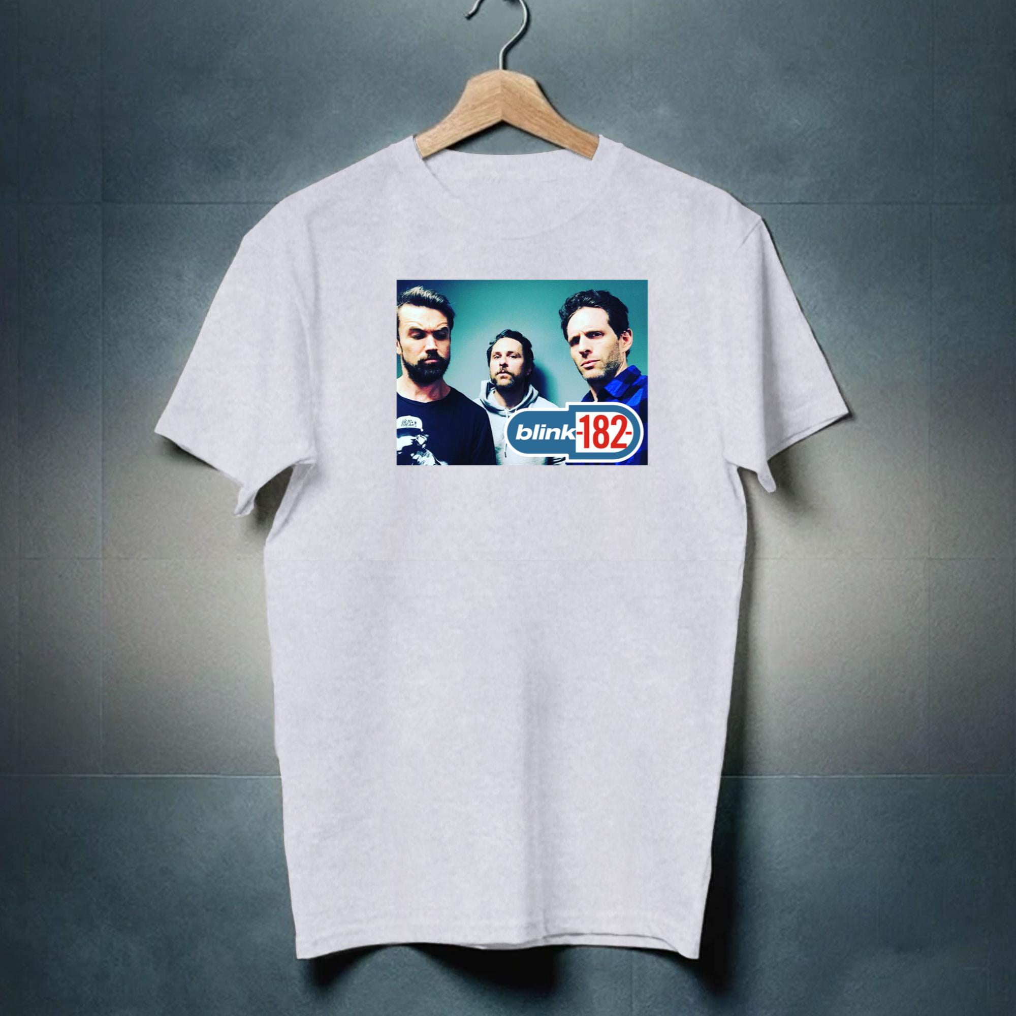Comedy Show Inspired Graphic T-shirt, Vintage Band Tee - Walmart.com