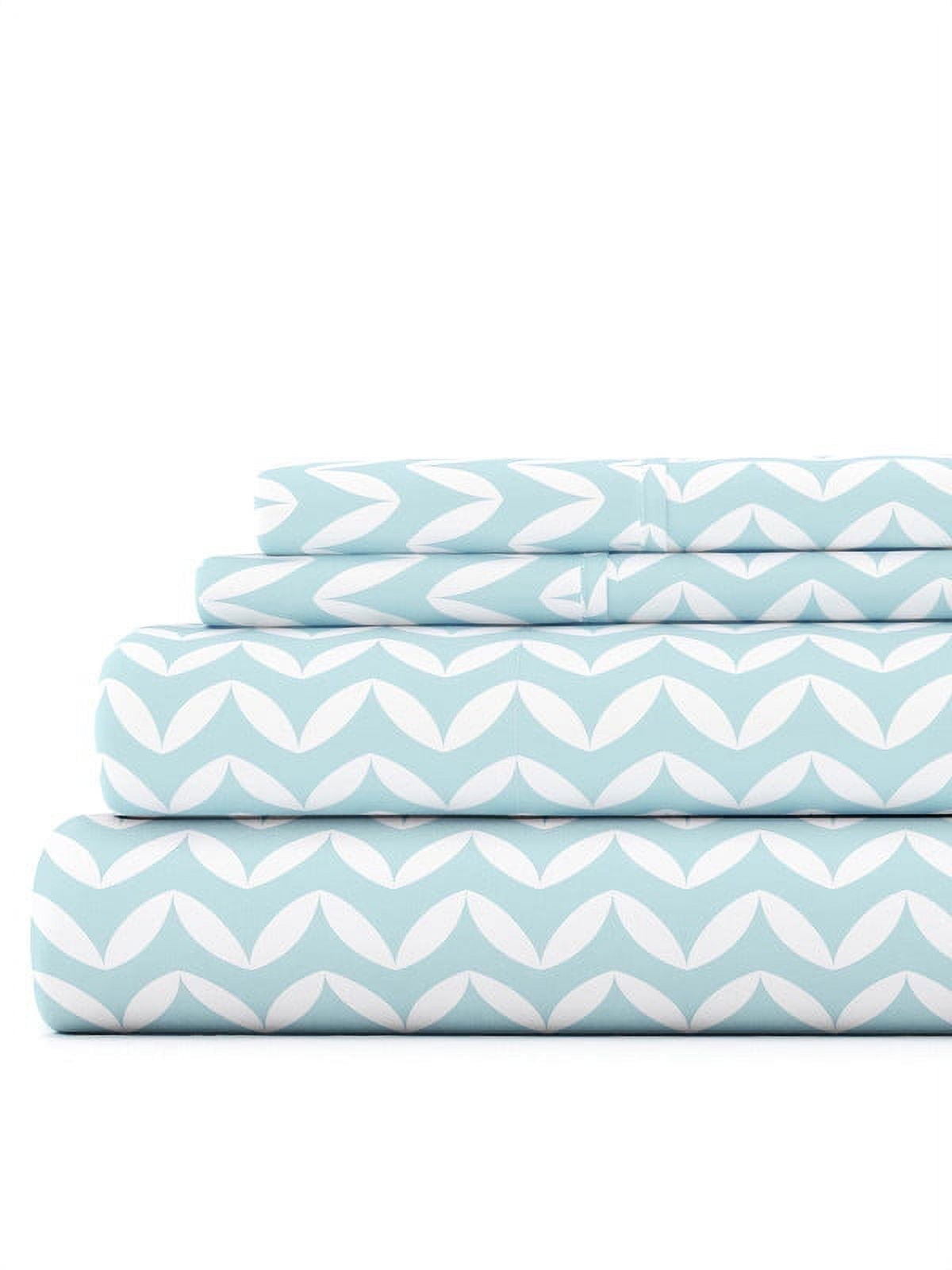 4-Piece Light Blue Chevron Printed Bed Sheets Set for Full Size Bedding ...