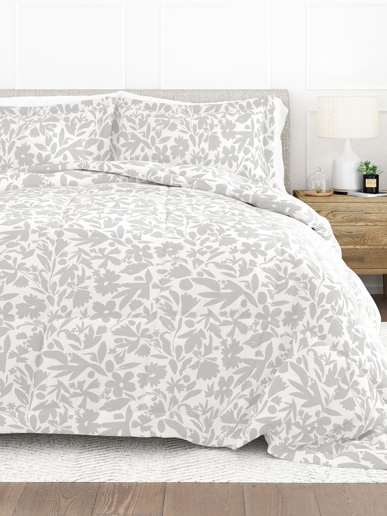 Comfort Canopy - Modern Light Gray Abstract Farmhouse King Comforter ...