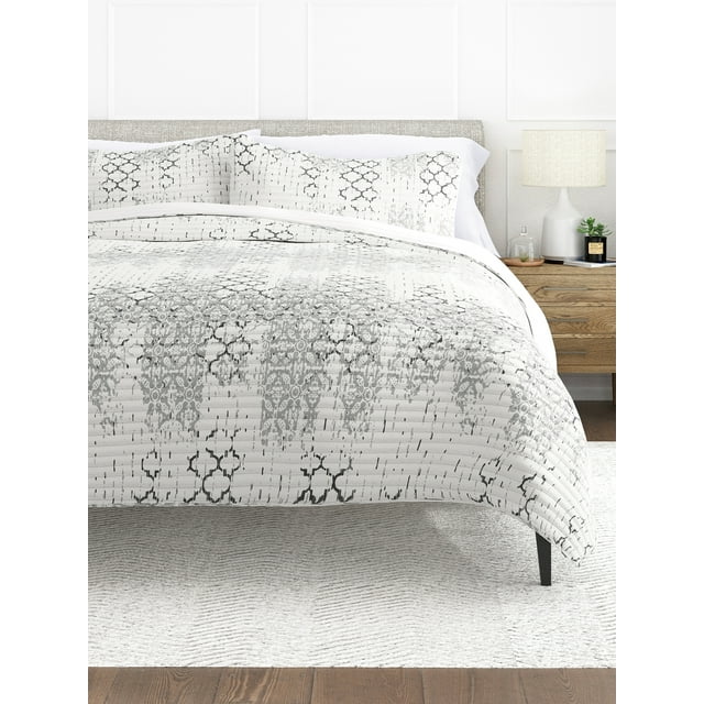 Comfort Canopy - Light Gray Reversible Aztec Pattern Stitched Quilt ...