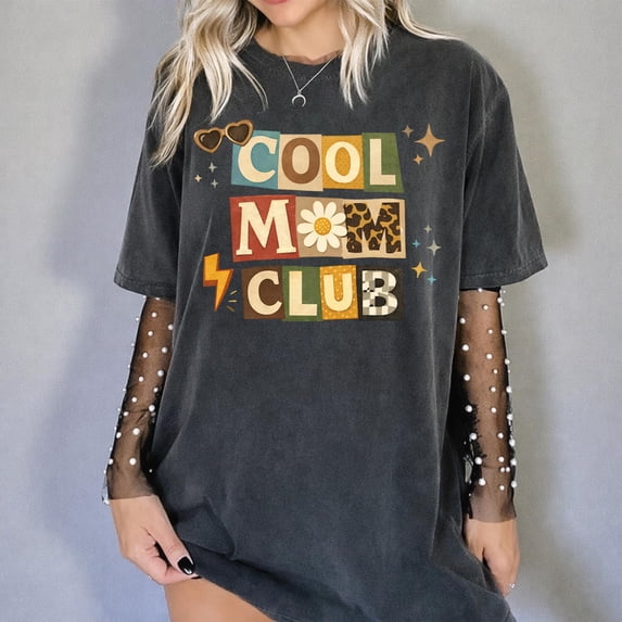 Comfort Colors® Cool Moms Club Shirt, Funny Wife Shirt, Retro Mommy ...
