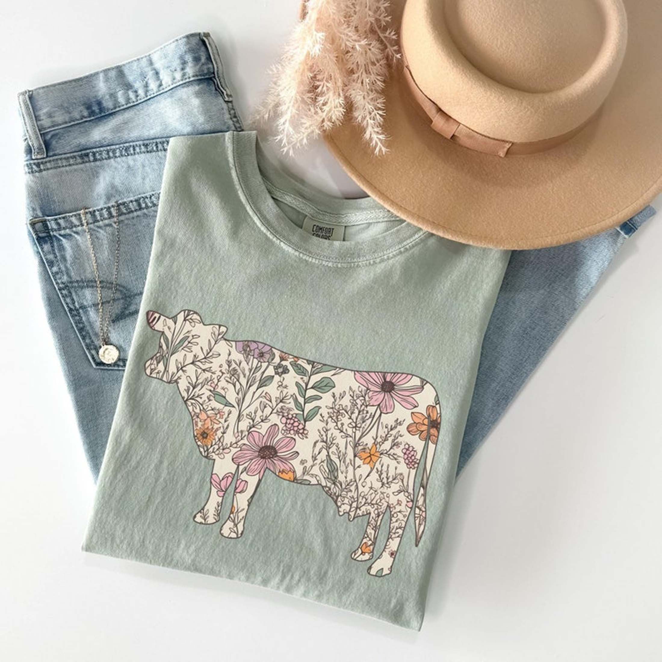 Comfort Colors® Cow Shirt, Retro Cow Lover T-Shirt, Trendy Cow Gift ...