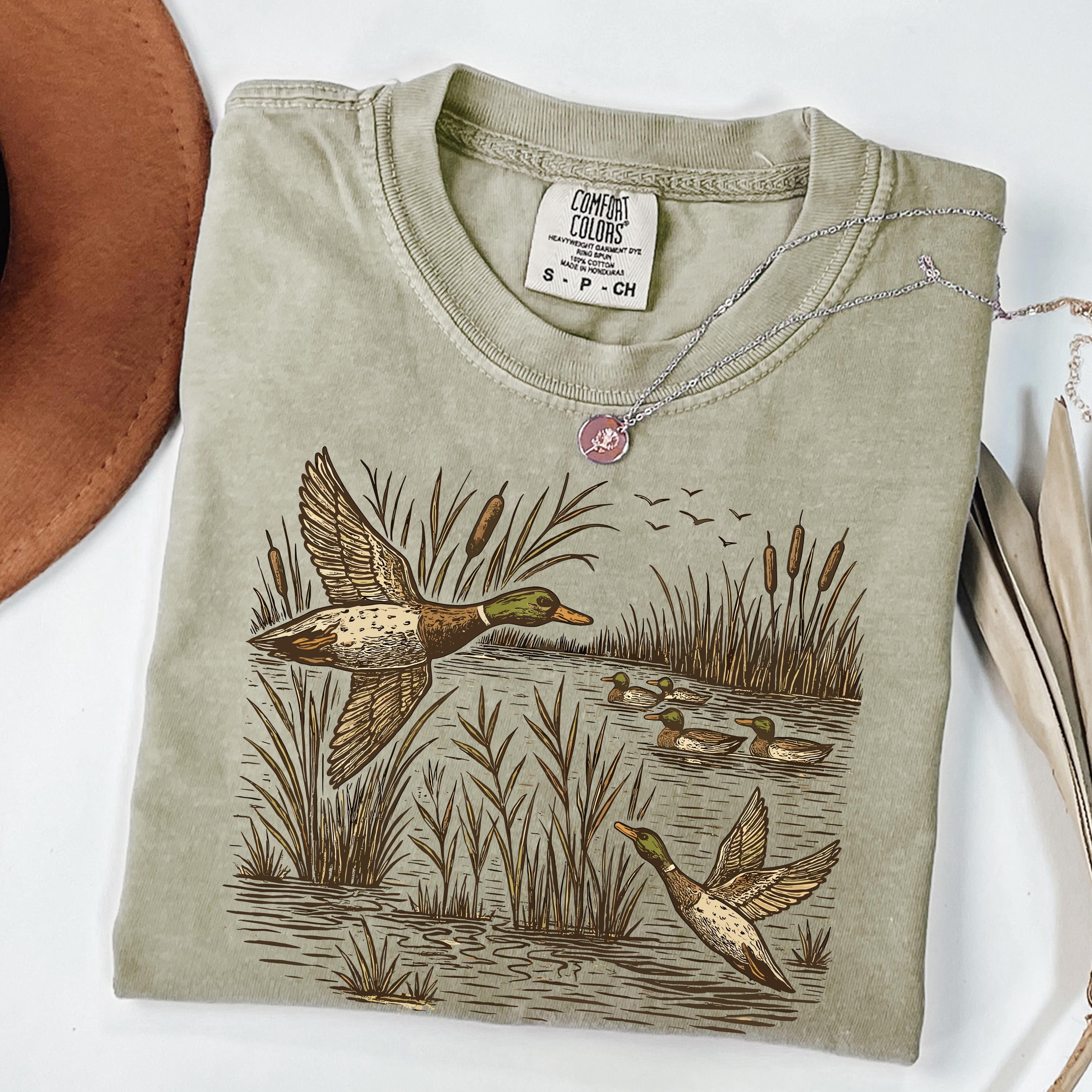 Comfort Colors Retro Mallard Ducks Shirt - Vintage Flying Duck T-Shirt ...