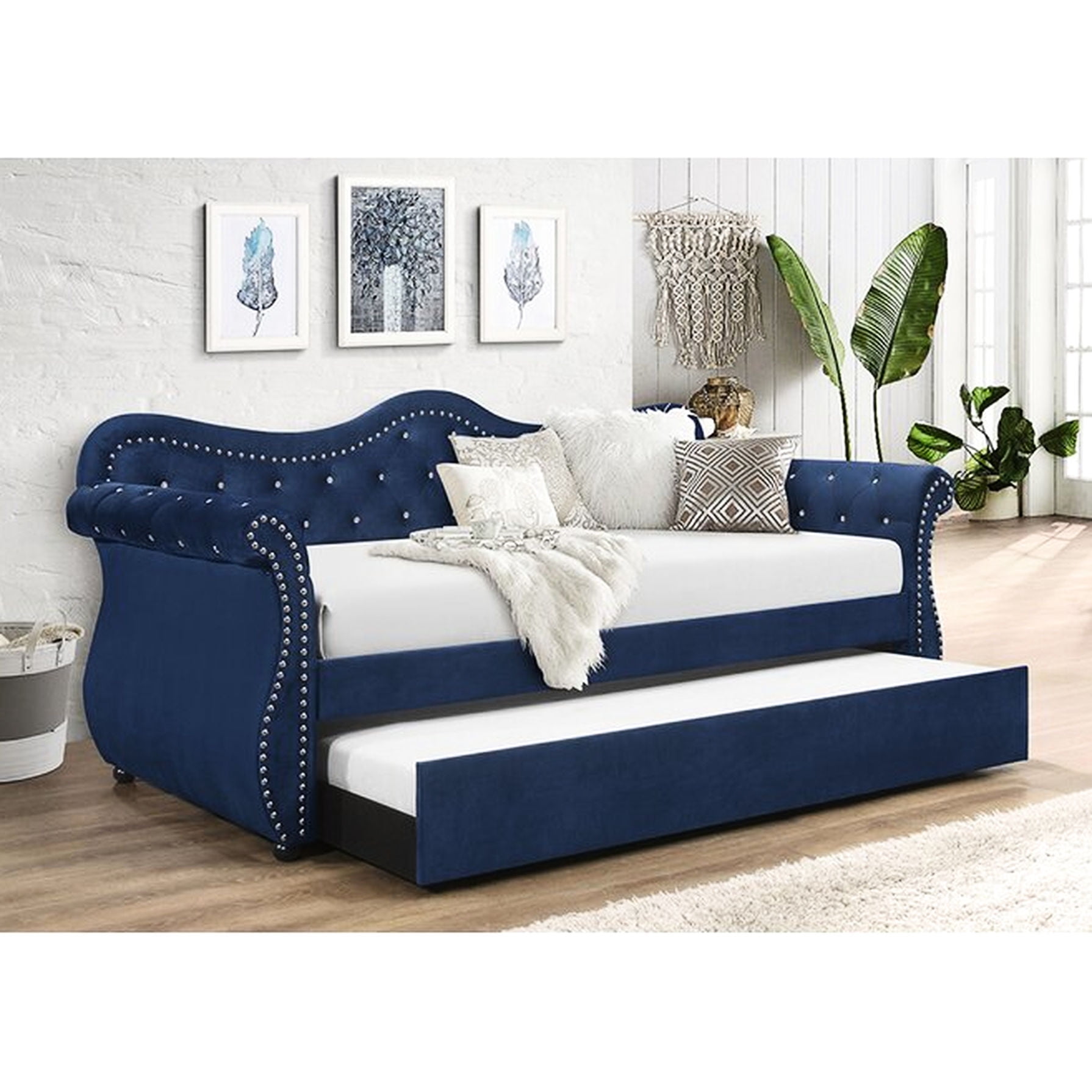 Comfortable Armrests & Stylish Appearance - Primary Zone, Inviting ...