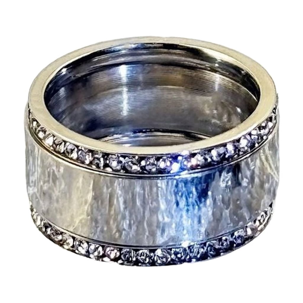 Comfortable Finger Ring with SimulatedD1am0ndsCubic Zirconia Wedding ...