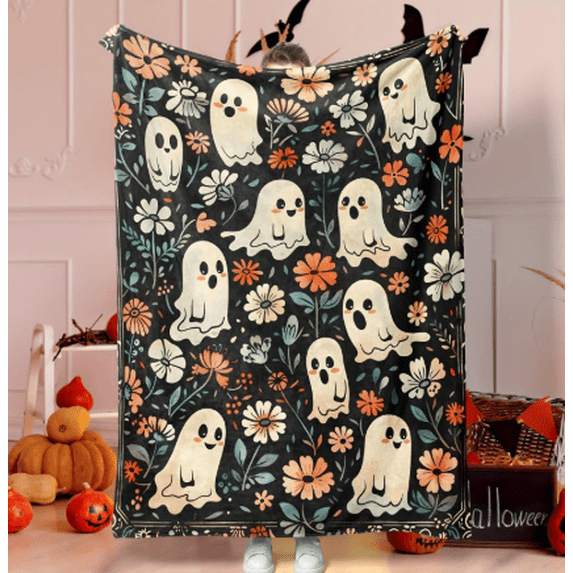 Comfortable flannel Halloween shawl blanket - cute and fun design, soft ...