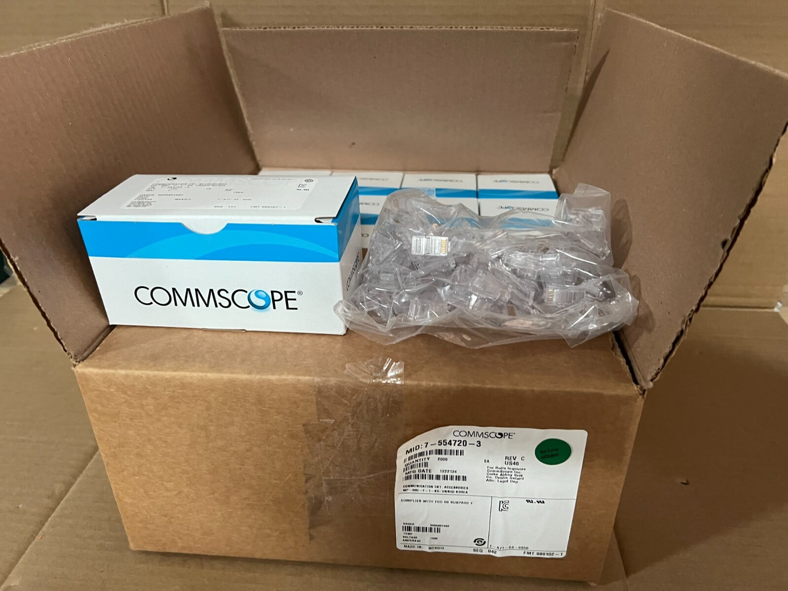 CommScope CAT.5E RJ-45 Plug 7-554720-3 Modular Plug 8P/8C unshielded Lot of 2000 - Walmart.com