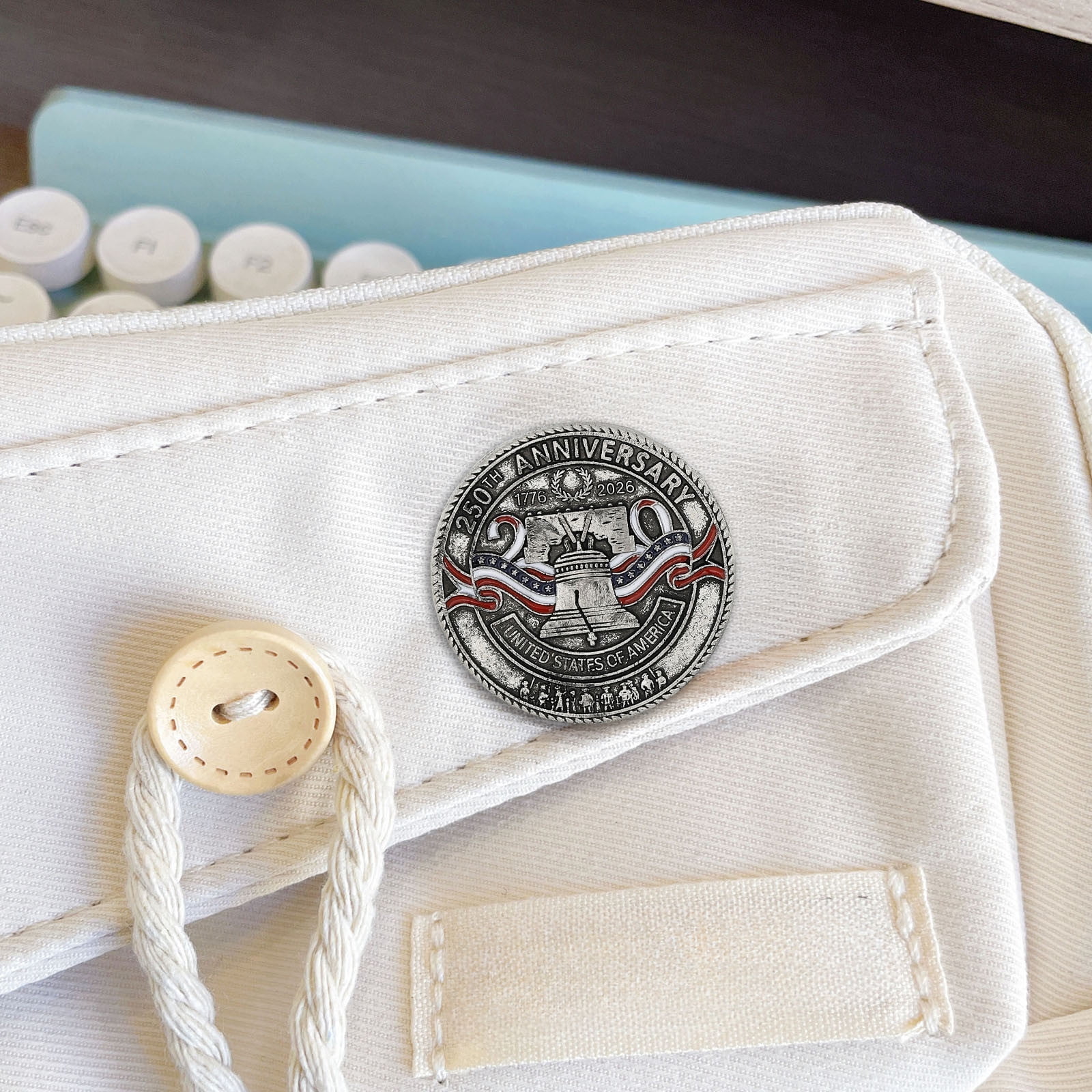 Commemorative Iron Breastpin, 250th Anniversary USA Patriotic Coin ...