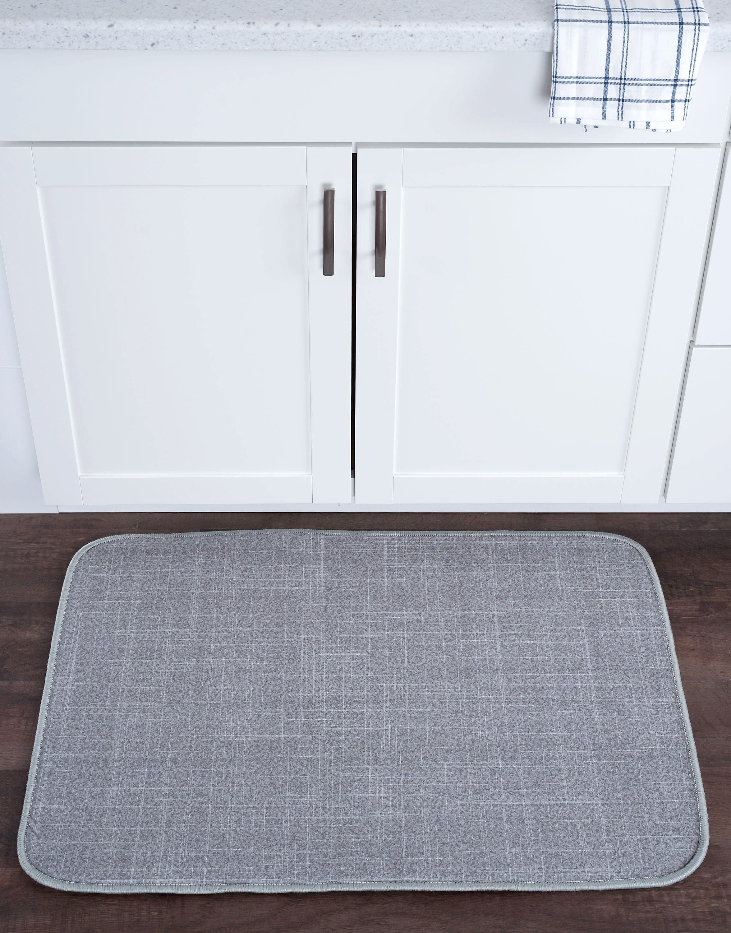 Contemporary 2x3 Area Rug (2' x 3') Solid Gray, White Indoor Scatter ...