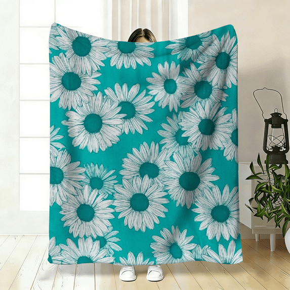 Contemporary Daisy Floral-Themed Polyester Flannel Blanket – Soft, Warm ...