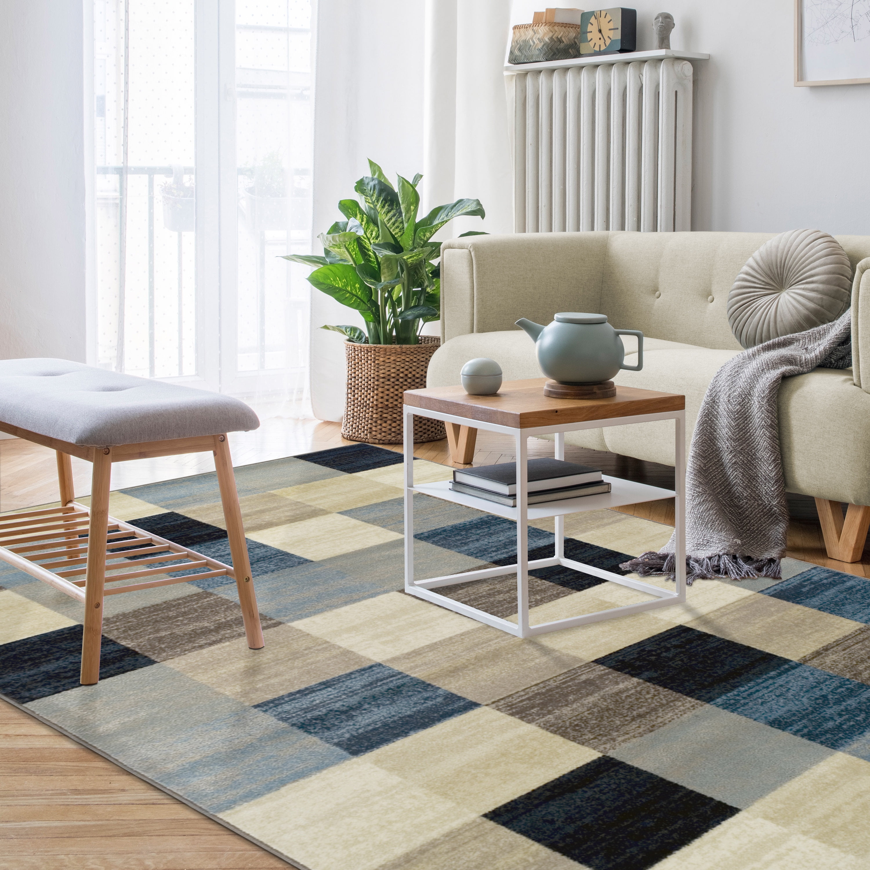 Contemporary Tile Plush Polypropylene Indoor Runner Rug, 8' x 10 ...
