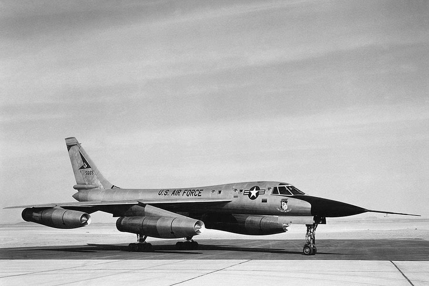 Convair B-58 Hustler Bomber 3/4 View - 12x18 Inch Laminated Aviation ...