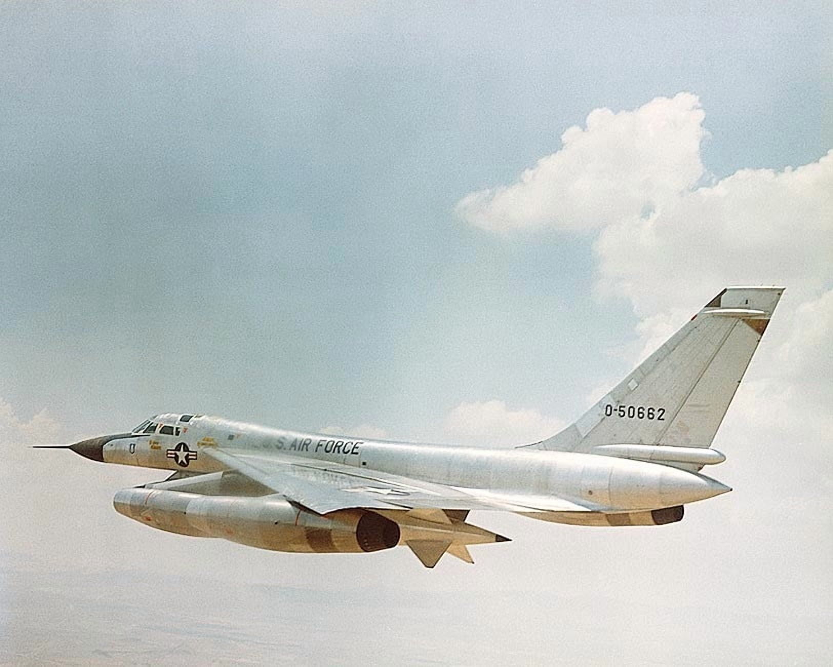 Convair B-58 Hustler Bomber in Flight Style -1 - 20x30 Inch Glossy ...