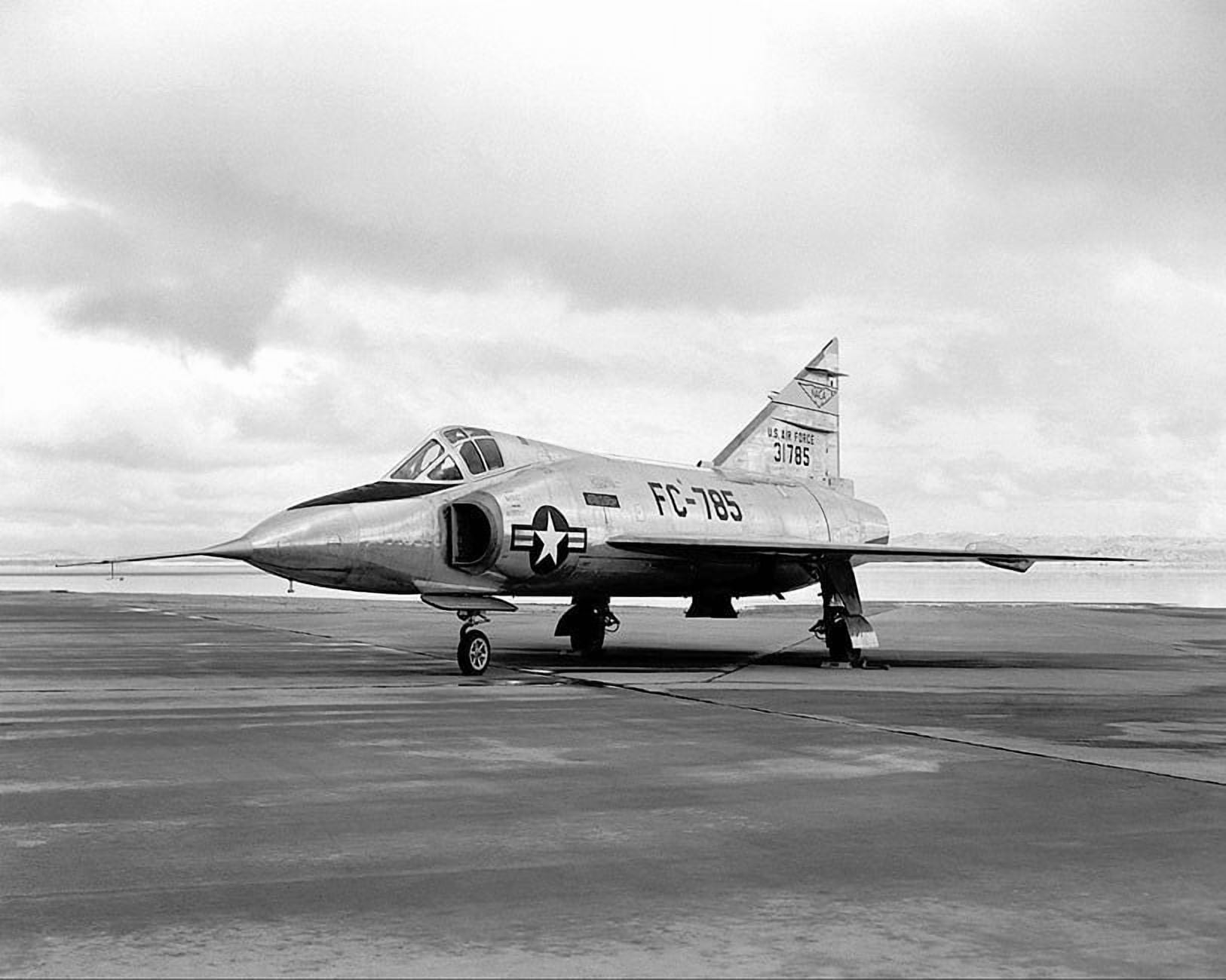 Convair YF-102 Delta Dagger F-102 - 24x36 Inch Laminated Aviation Poster - Stunning Detail and ...