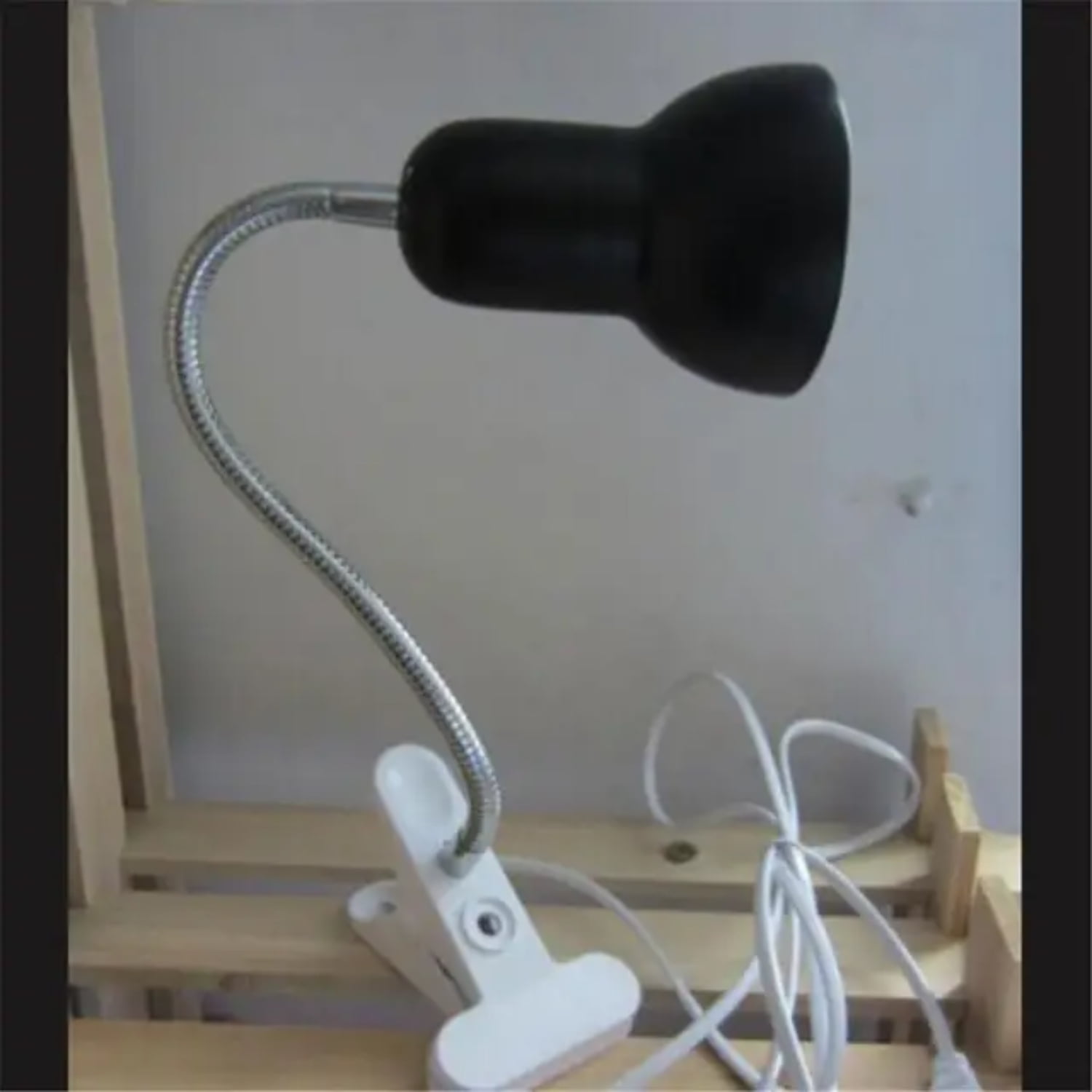Convenient Stylish and Adjustable Pink Gooseneck Desk Lamp with Clamp ...
