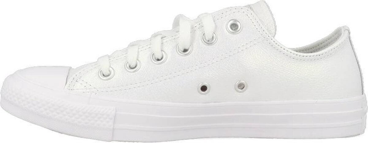 Converse Chuck Taylor All Star OX Kids' White Leather Shiny Sneakers 4. ...