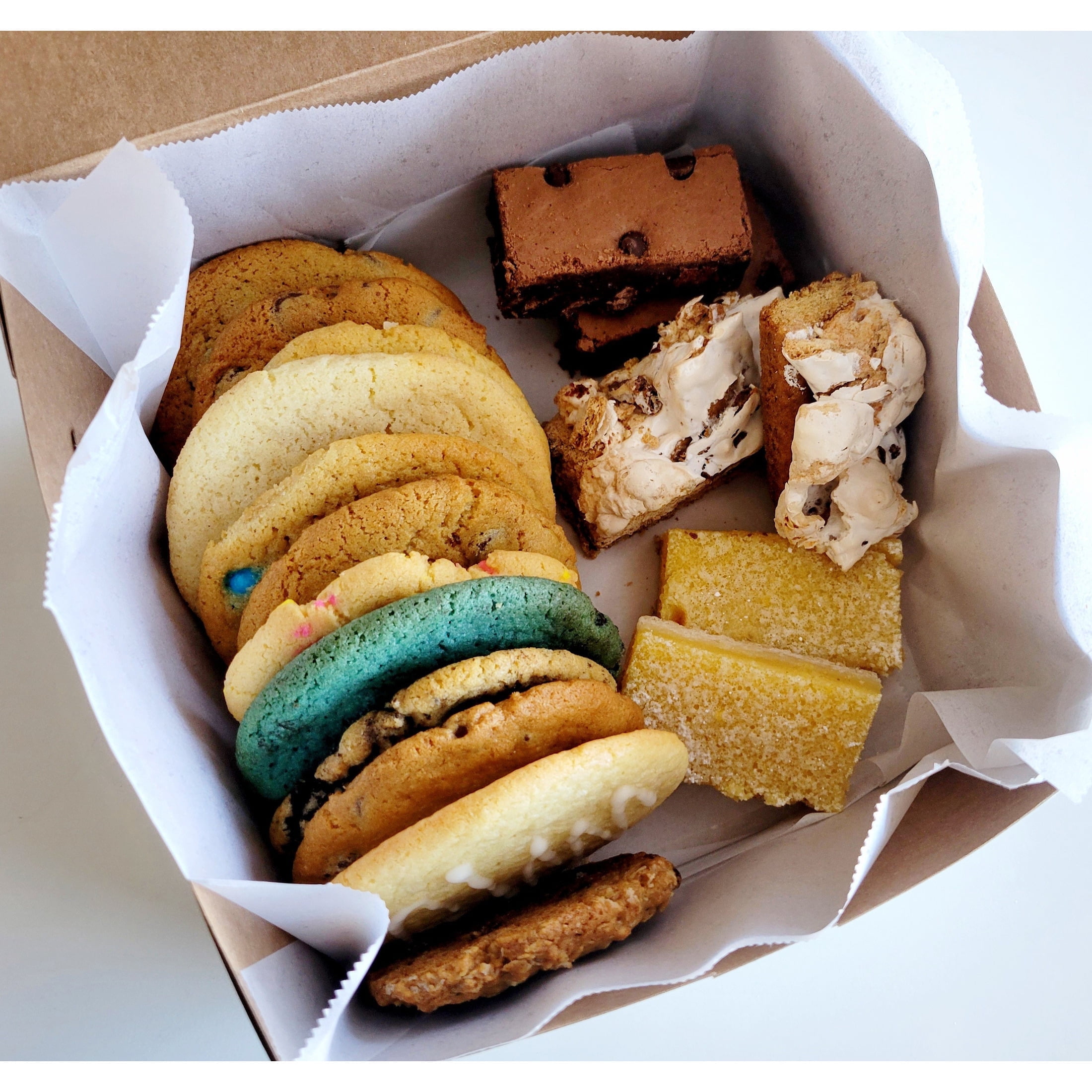 Cookie Brokers Bakery of Phoenix - Combo Box - Chocolate Chip Brownie ...