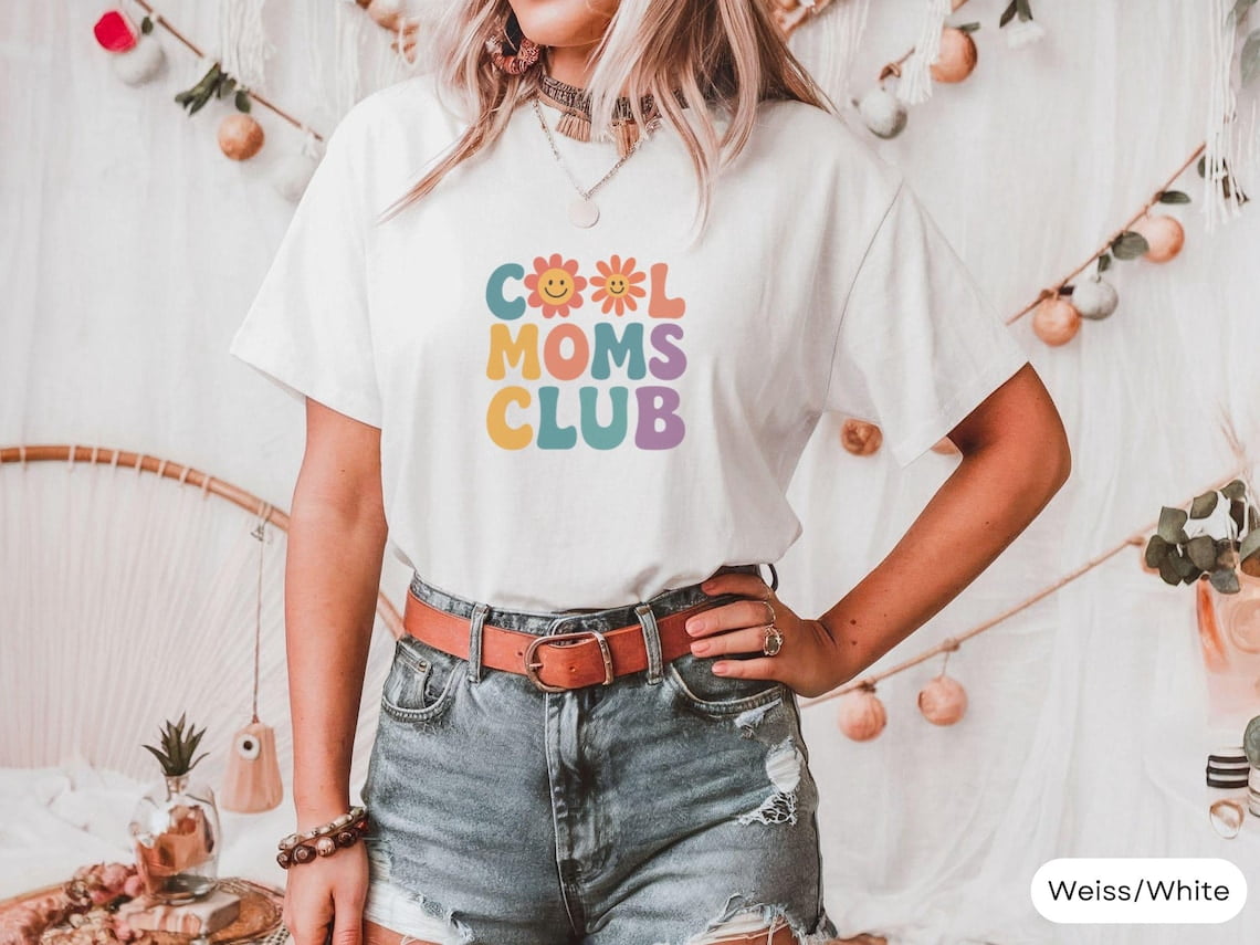 Cool Moms Club Best Mother Birthday T-Shirt - Walmart.com