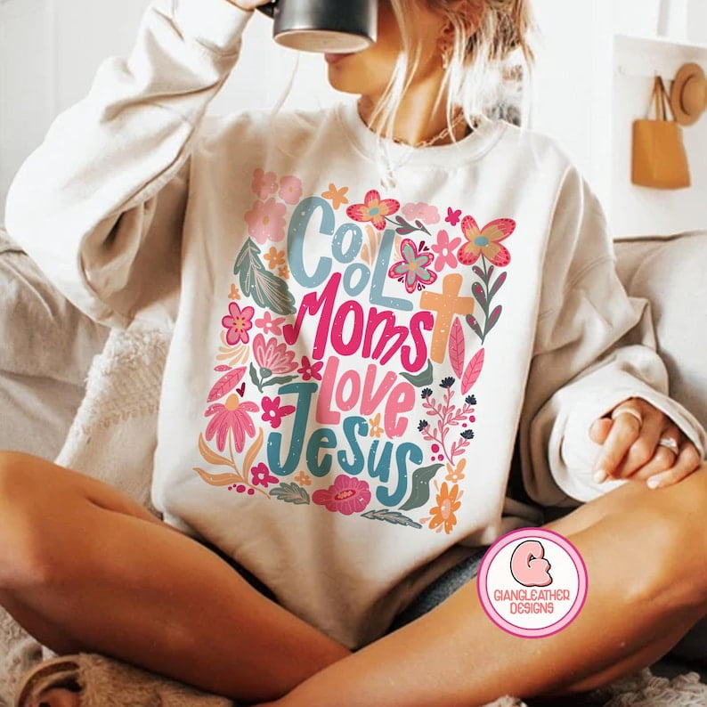 Cool Moms Love Jesus Sweatshirt, Retro Praying Mama Pullover, Boho ...
