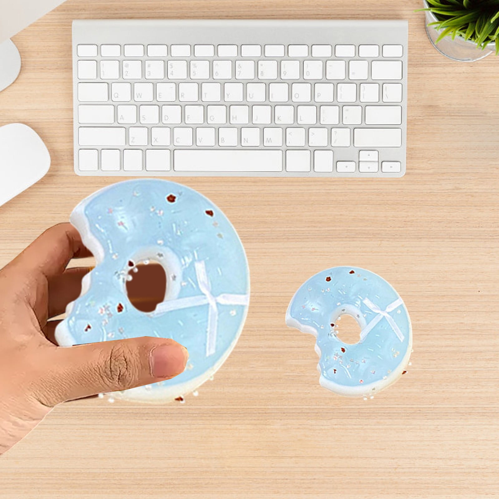 Cool Touch Stress Relief Toy - Summer Soft Pinching Sensory Fidget Toy ...